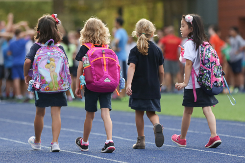Healthy School Habits: 5 Morning Drop Off Tips for Young Learners